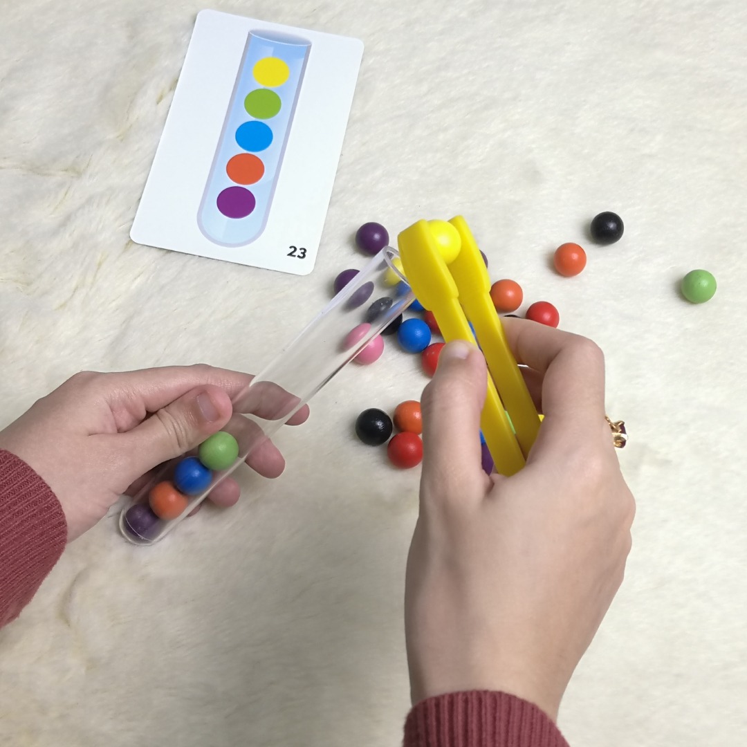 TEST TUBE CLAMP BALL TOYS - MommyHappy