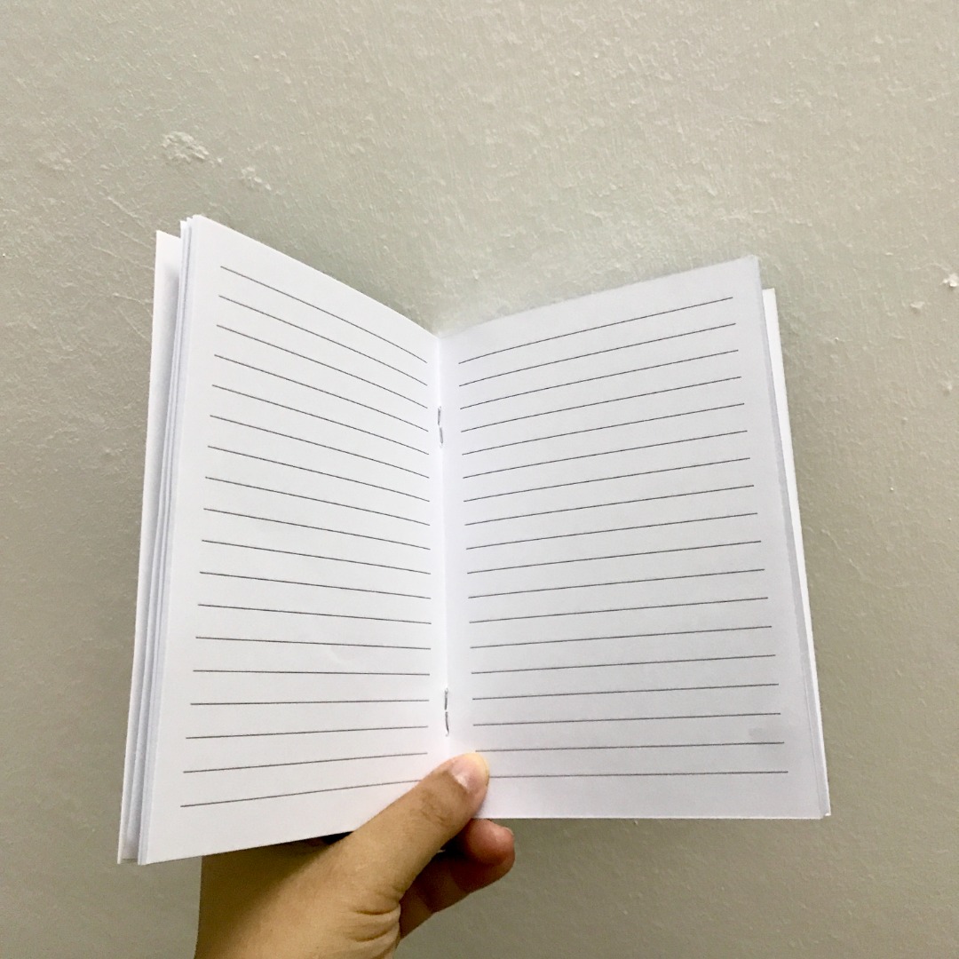 BUKU NOTA MH SIZE A6 (DESIGN BIRU PLAIN) - MommyHappy