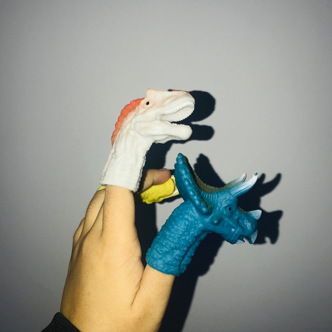 DINOSAUR HAND PUPPET - MommyHappy