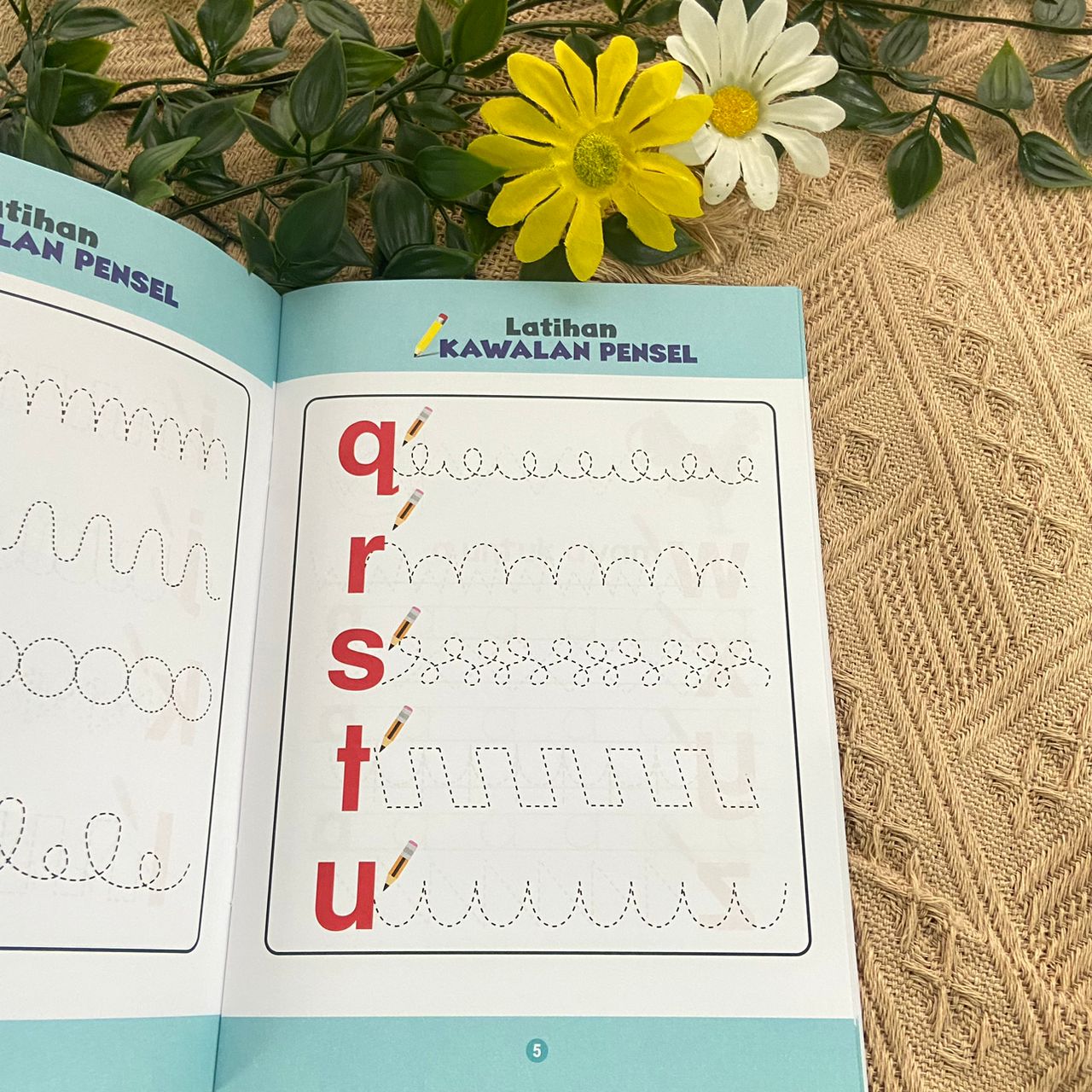 Mari Belajar Menulis abc - MommyHappy